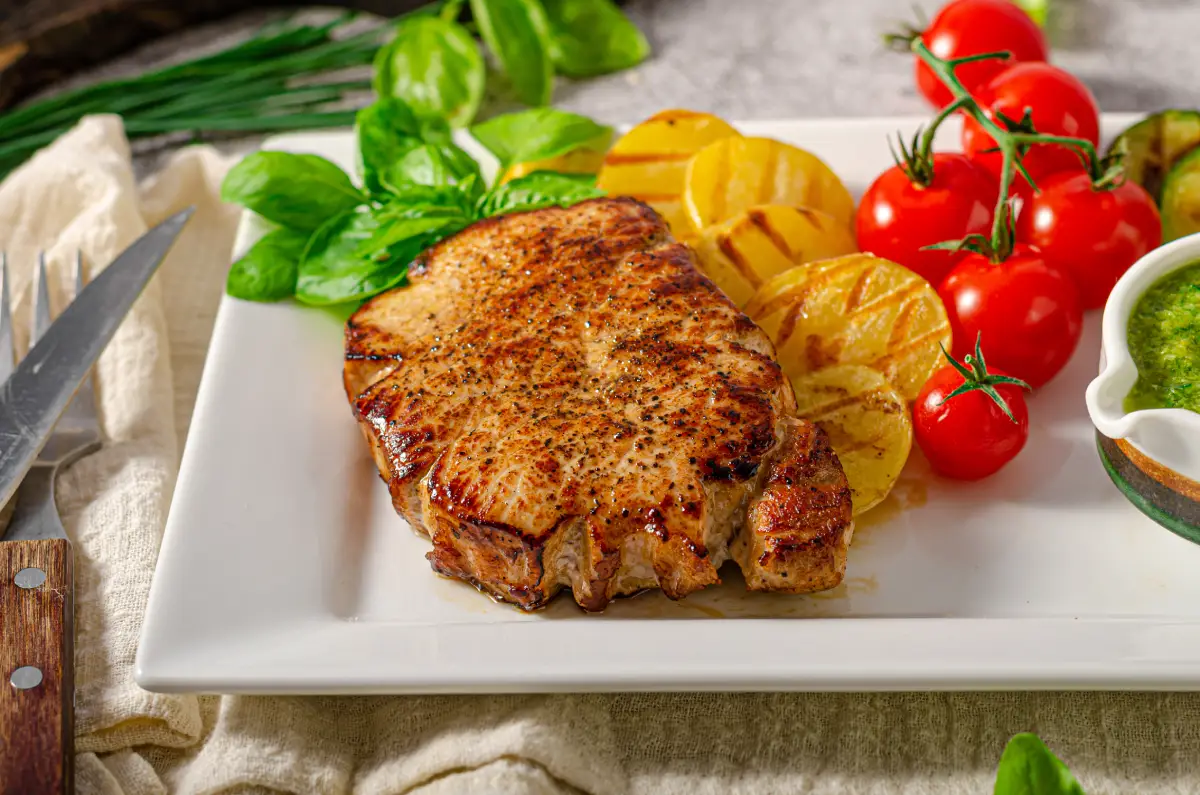 Crispy Pan-Seared Pork Chops (Juicy & Never Dry!) - B&H Butcher Block